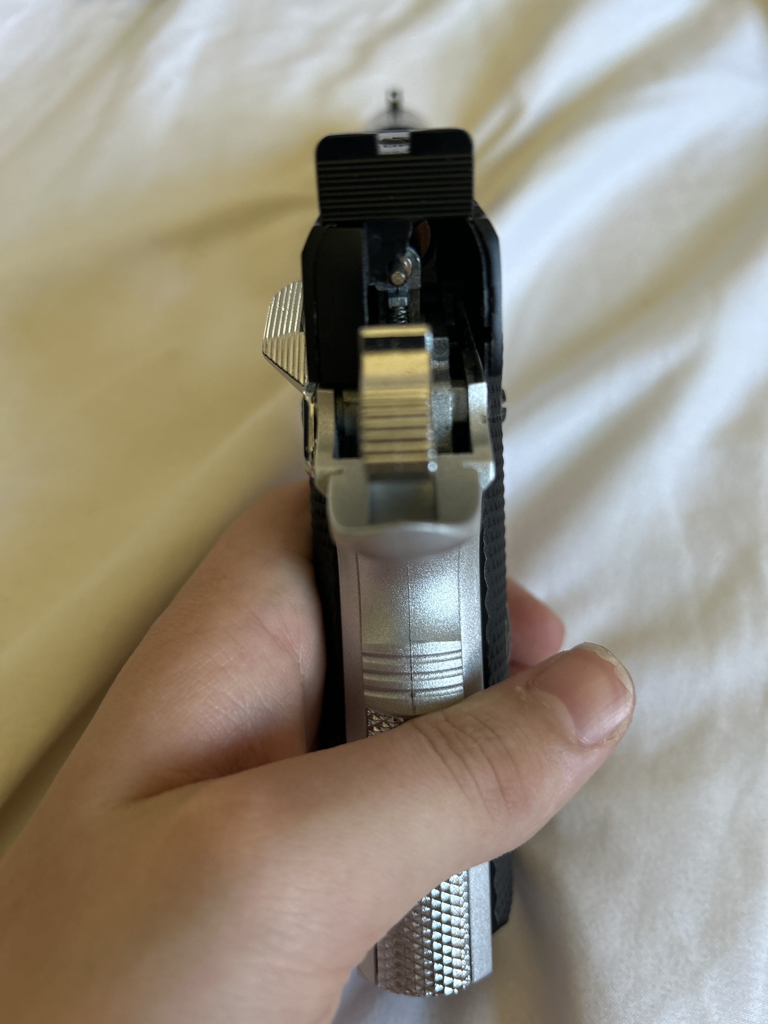 WG airsoft 1911 pistol (CO2) Broken | SidelineSwap