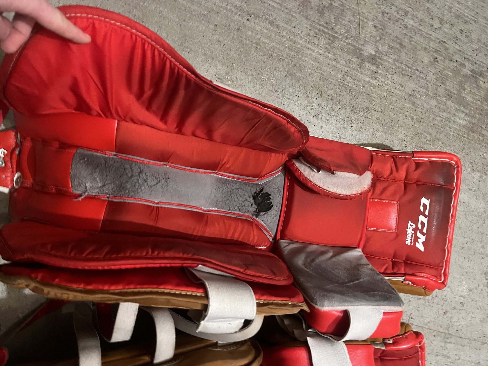 33" CCM Retro Flex Goalie Leg Pads | SidelineSwap