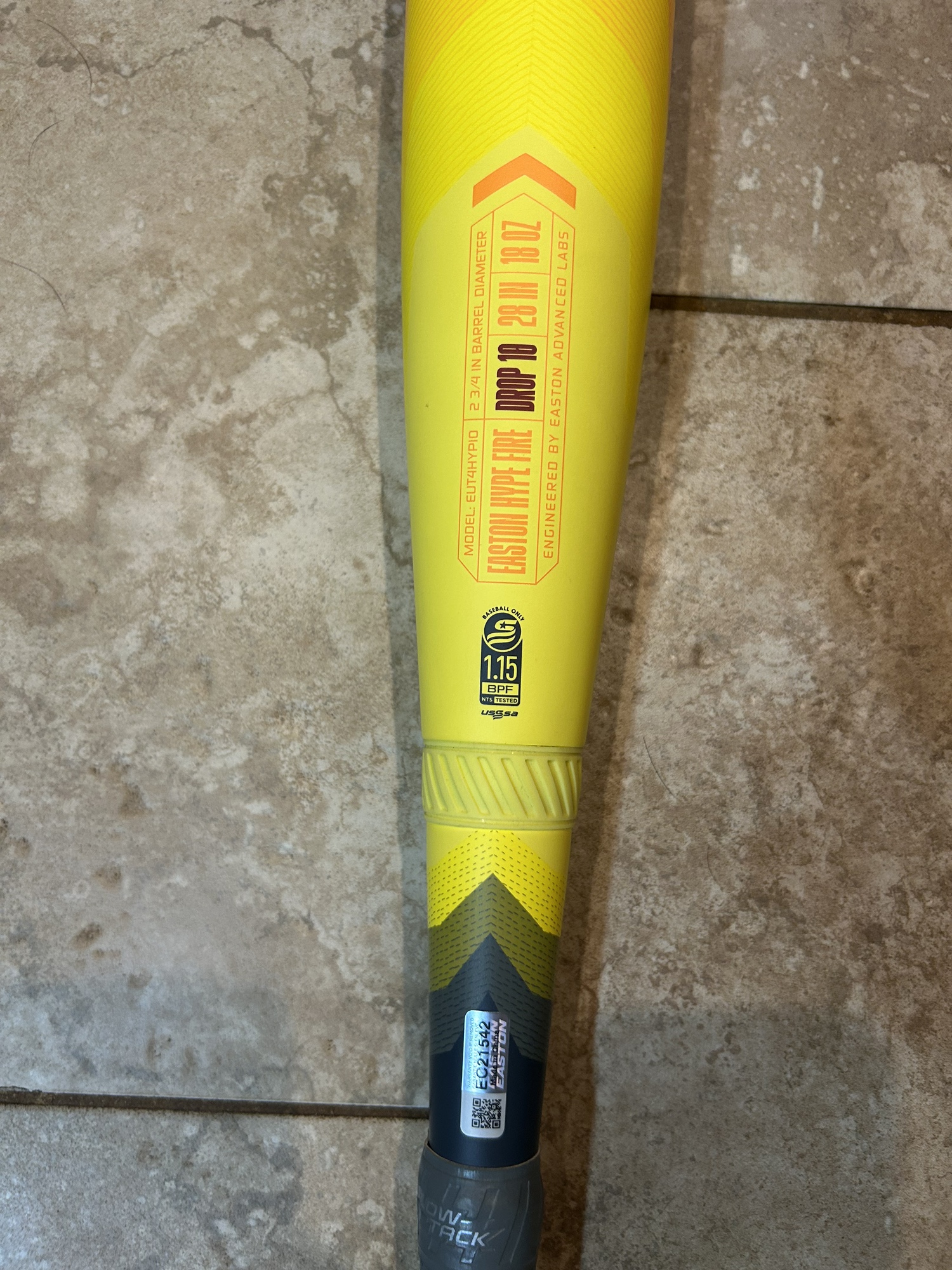 Used 2024 Composite (-10) 18 oz 28" Hype Fire Bat | SidelineSwap