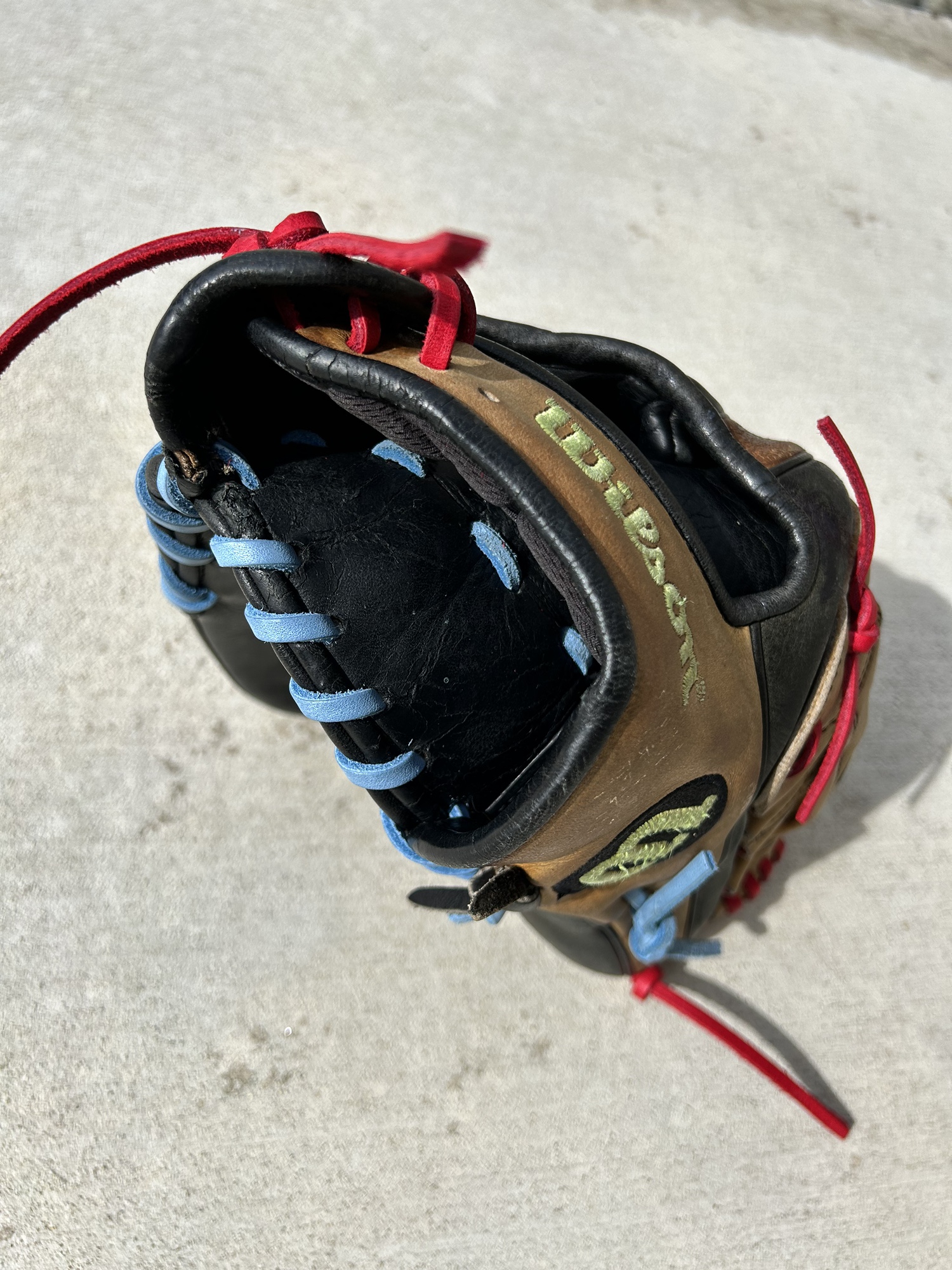 Wilson A2K 11.5" G4 Pro-Stock Select Infield Baseball Glove - RHT ...