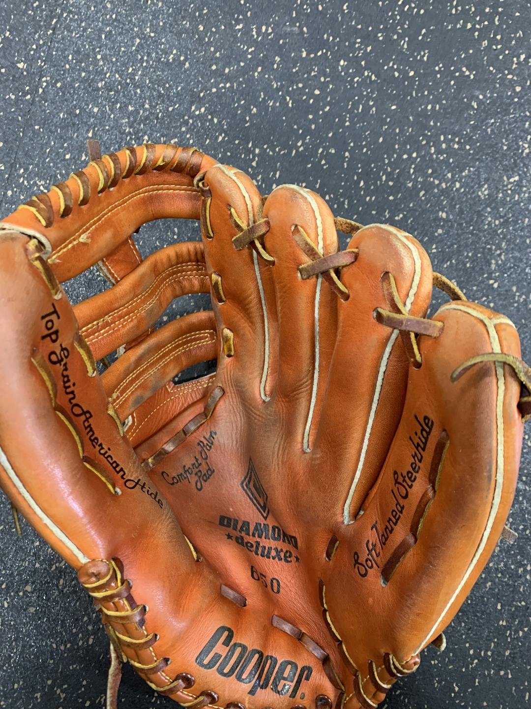 Used Cooper Diamond Deluxe 13" Fielders Gloves | SidelineSwap