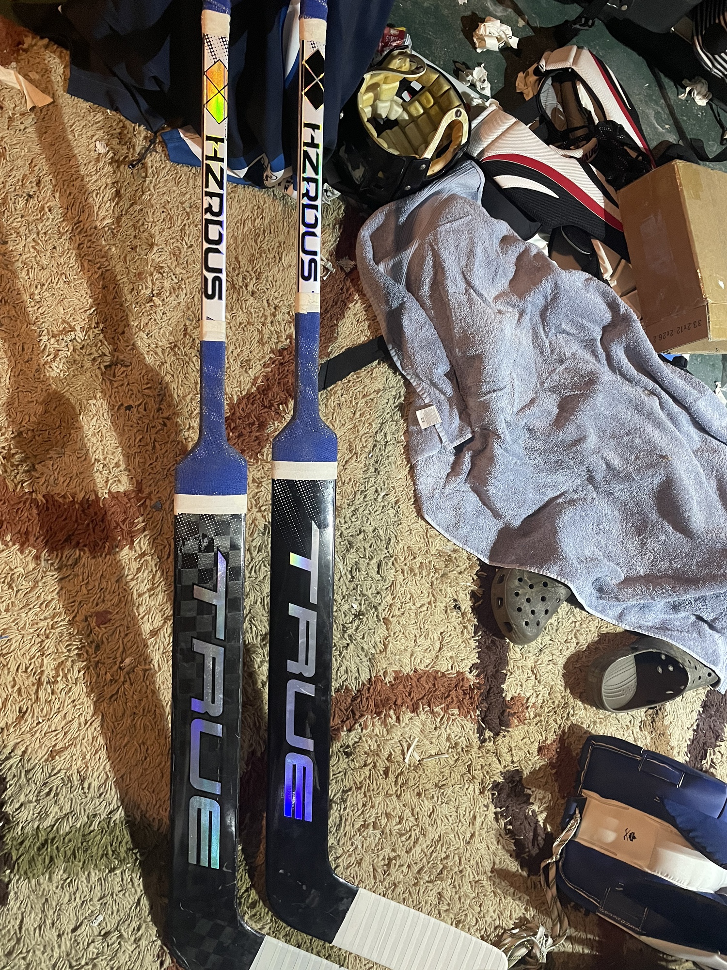 True goalie sticks 2 pack | SidelineSwap