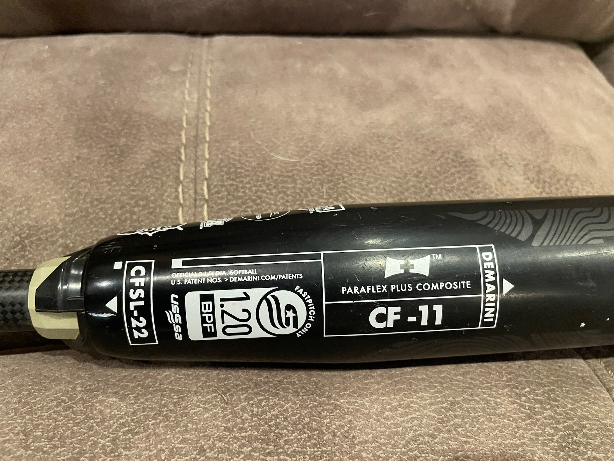 Used 2022 DeMarini (-11) 21 oz 32" CF Bat | SidelineSwap