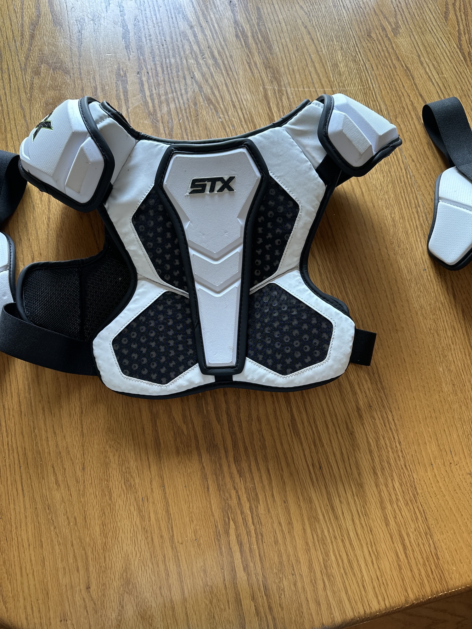 New Large STX Cell V Shoulder Pads | SidelineSwap