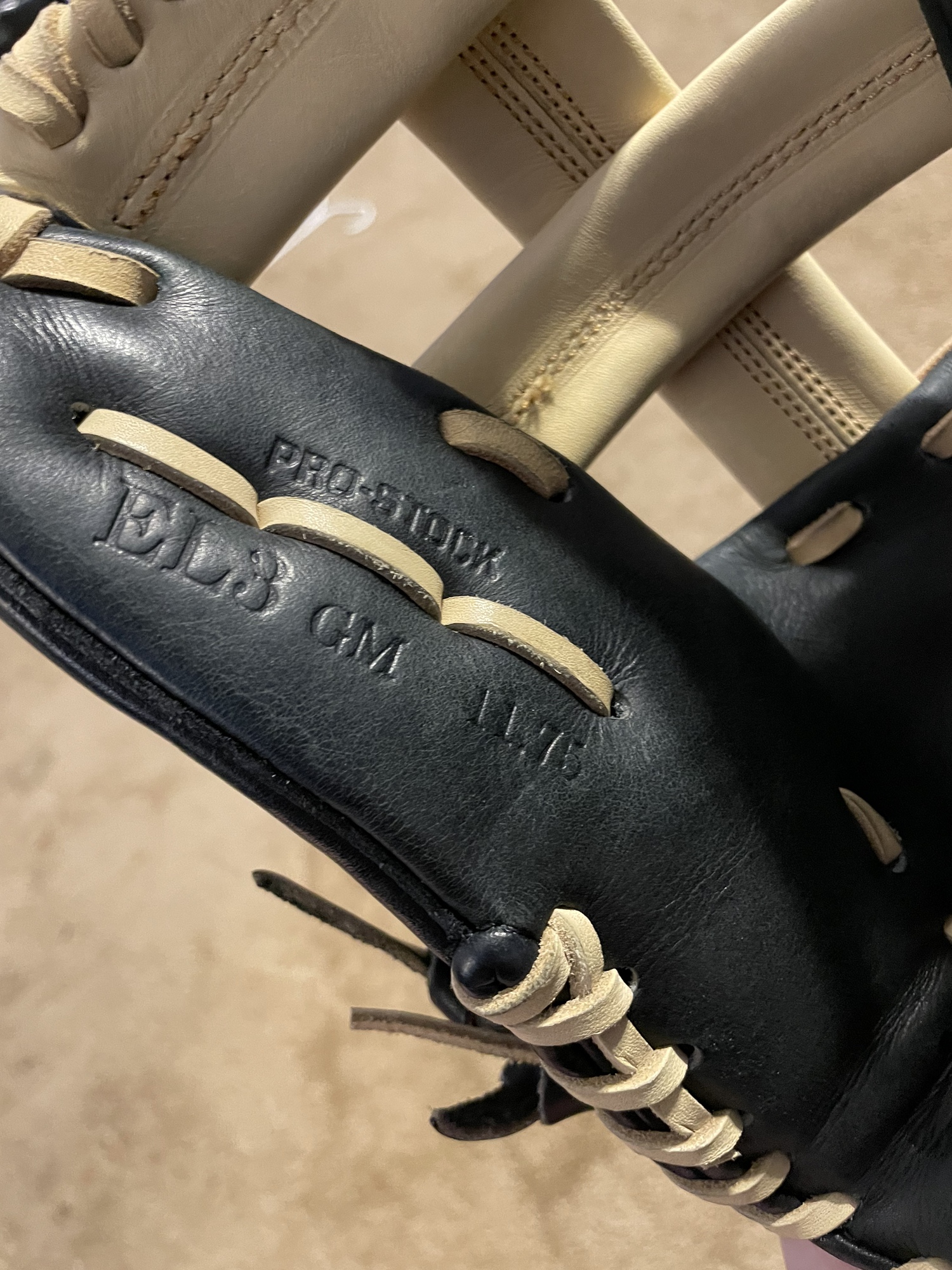 Wilson A2000 11.75 EL3 Game Model | SidelineSwap