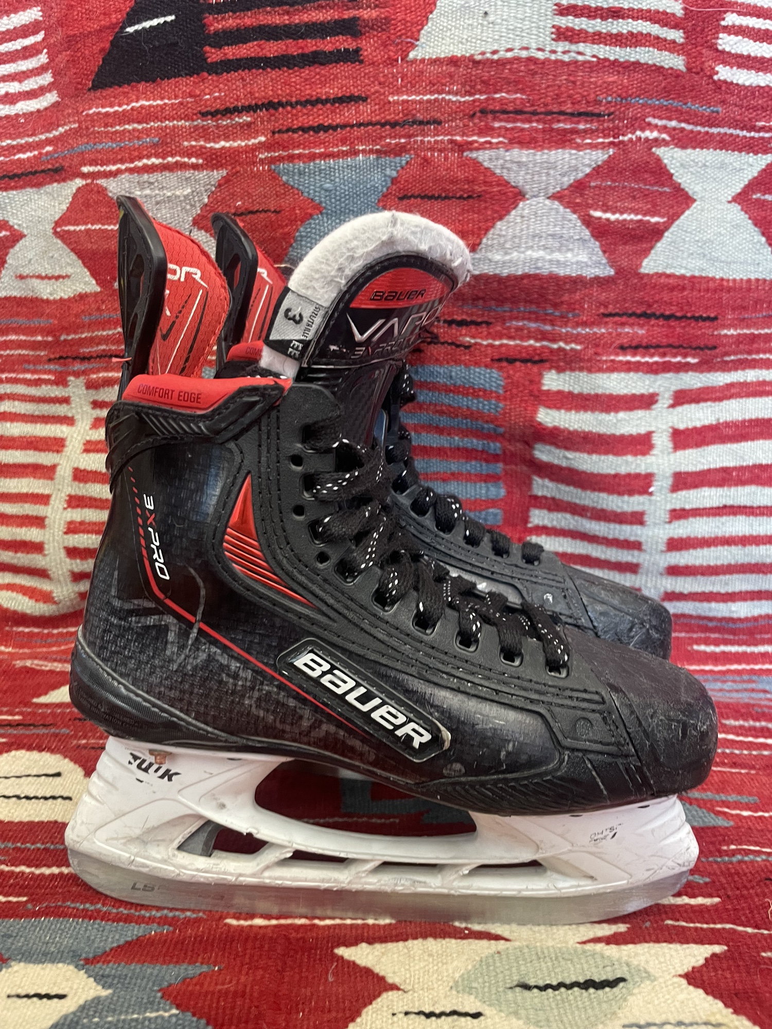 Junior Bauer Vapor 3X Pro 3 EE Extra Wide | SidelineSwap