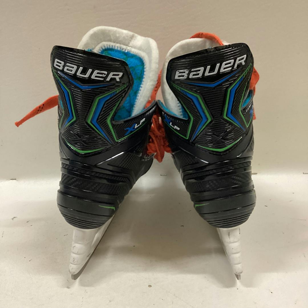 Used Bauer Xlp Junior 03.5 Ice Hockey Skates | SidelineSwap