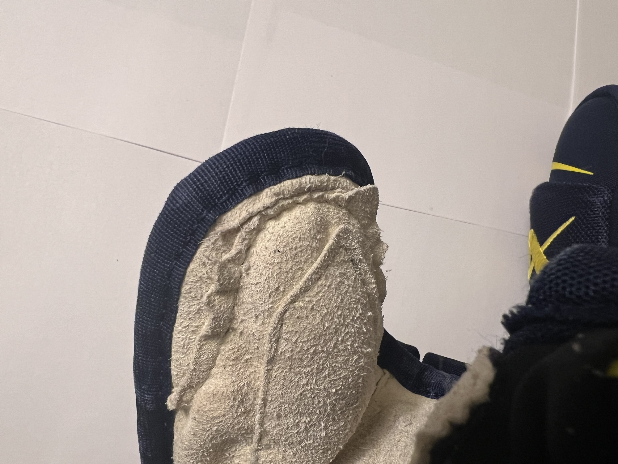 Navy Yellow Bauer Vapor Hyperlite Gloves 13” | SidelineSwap