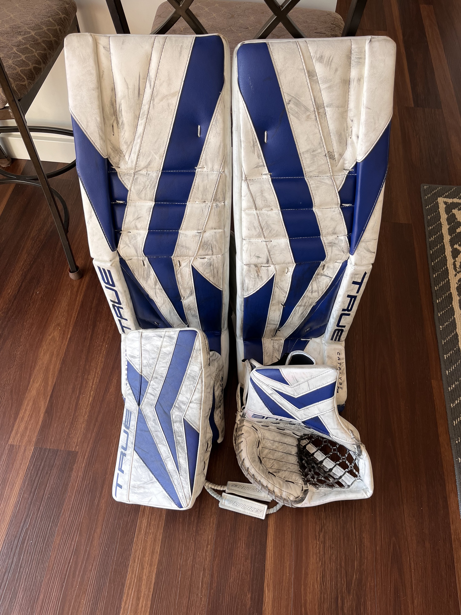 True Hockey Goalie Pad Set | SidelineSwap