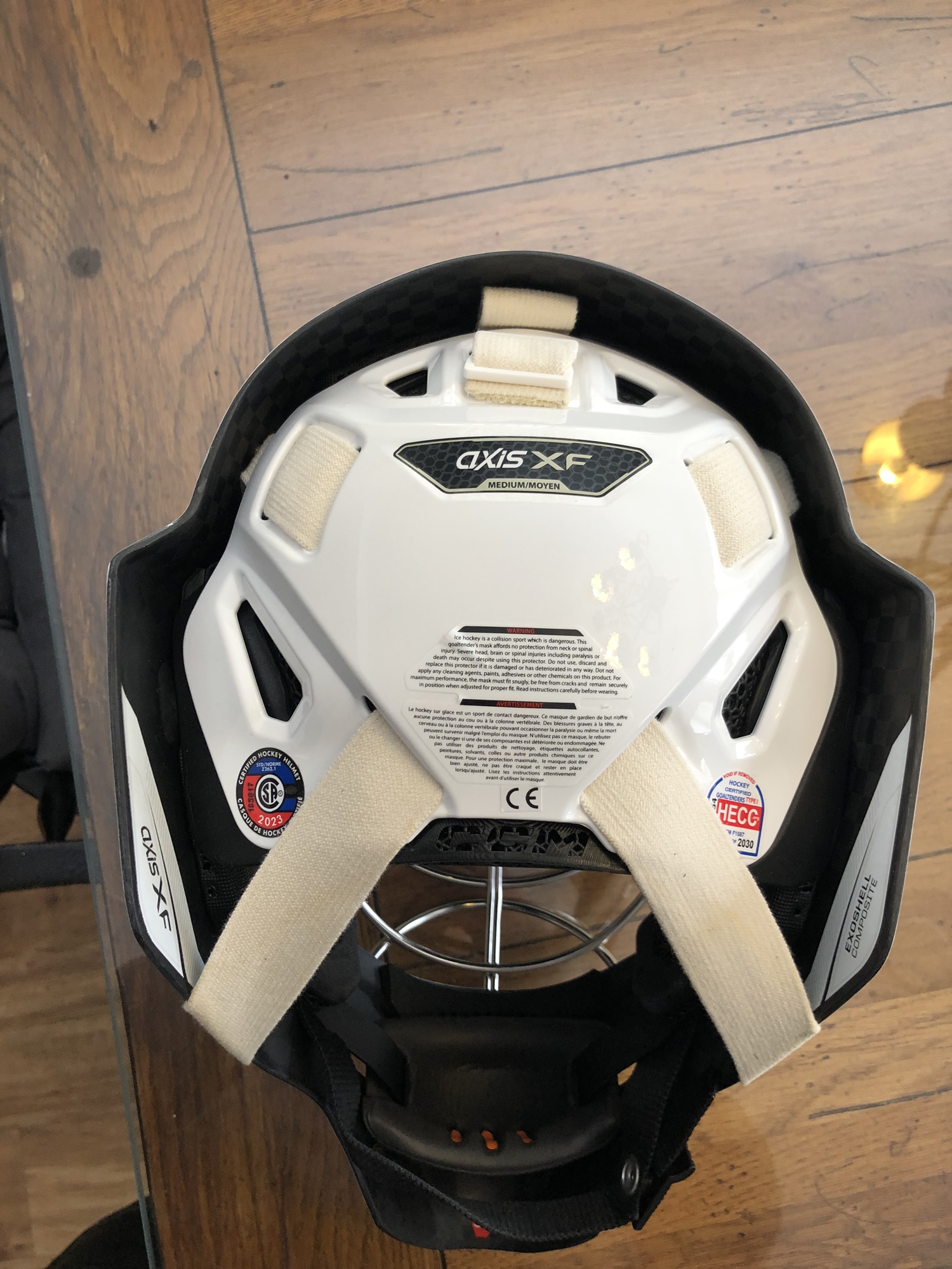 CCM Axis XF Pro Goalie Mask(MEDIUM) | SidelineSwap