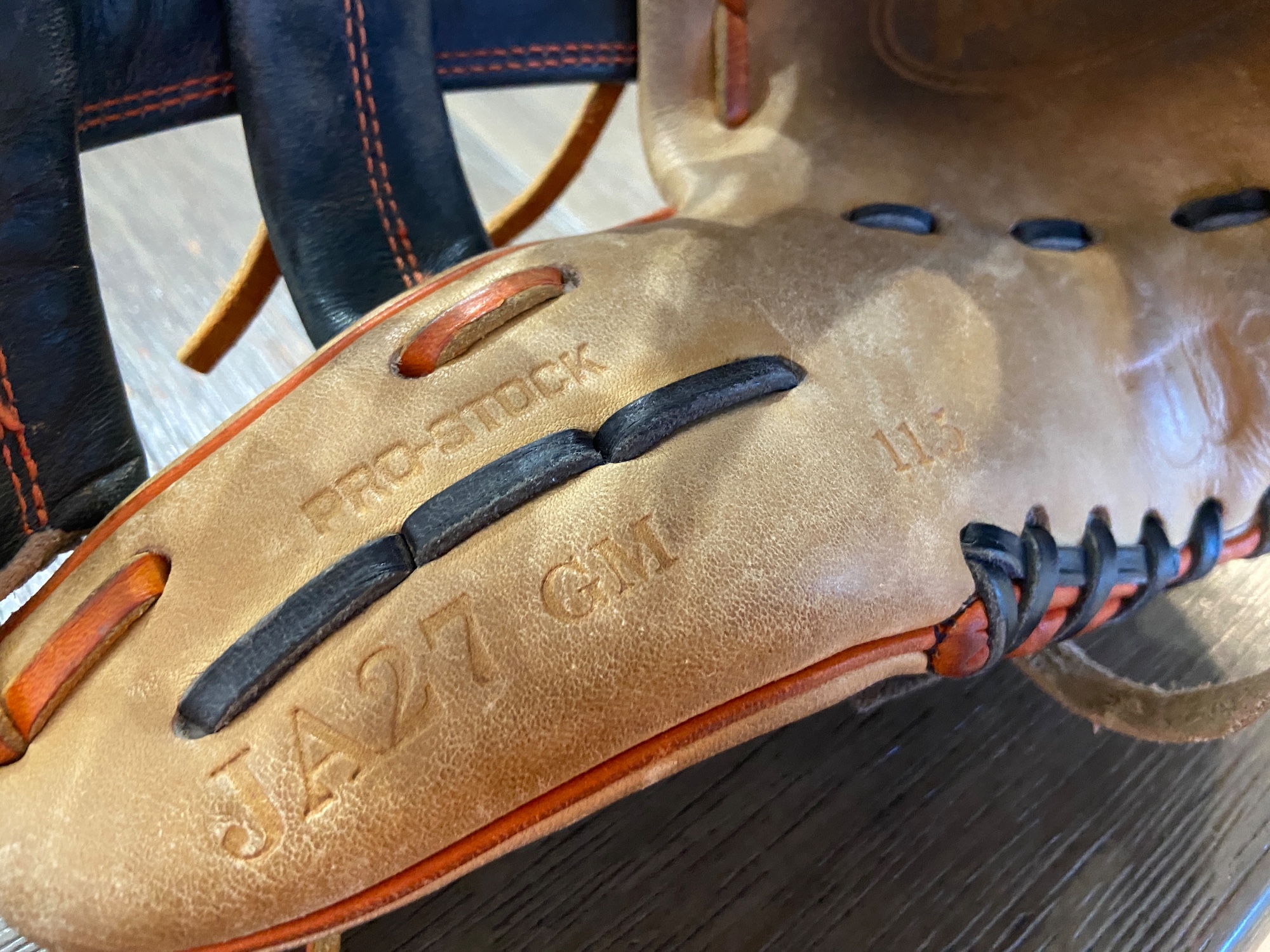 Infield 11.5" A2000 JA27 Gm Baseball Glove | SidelineSwap