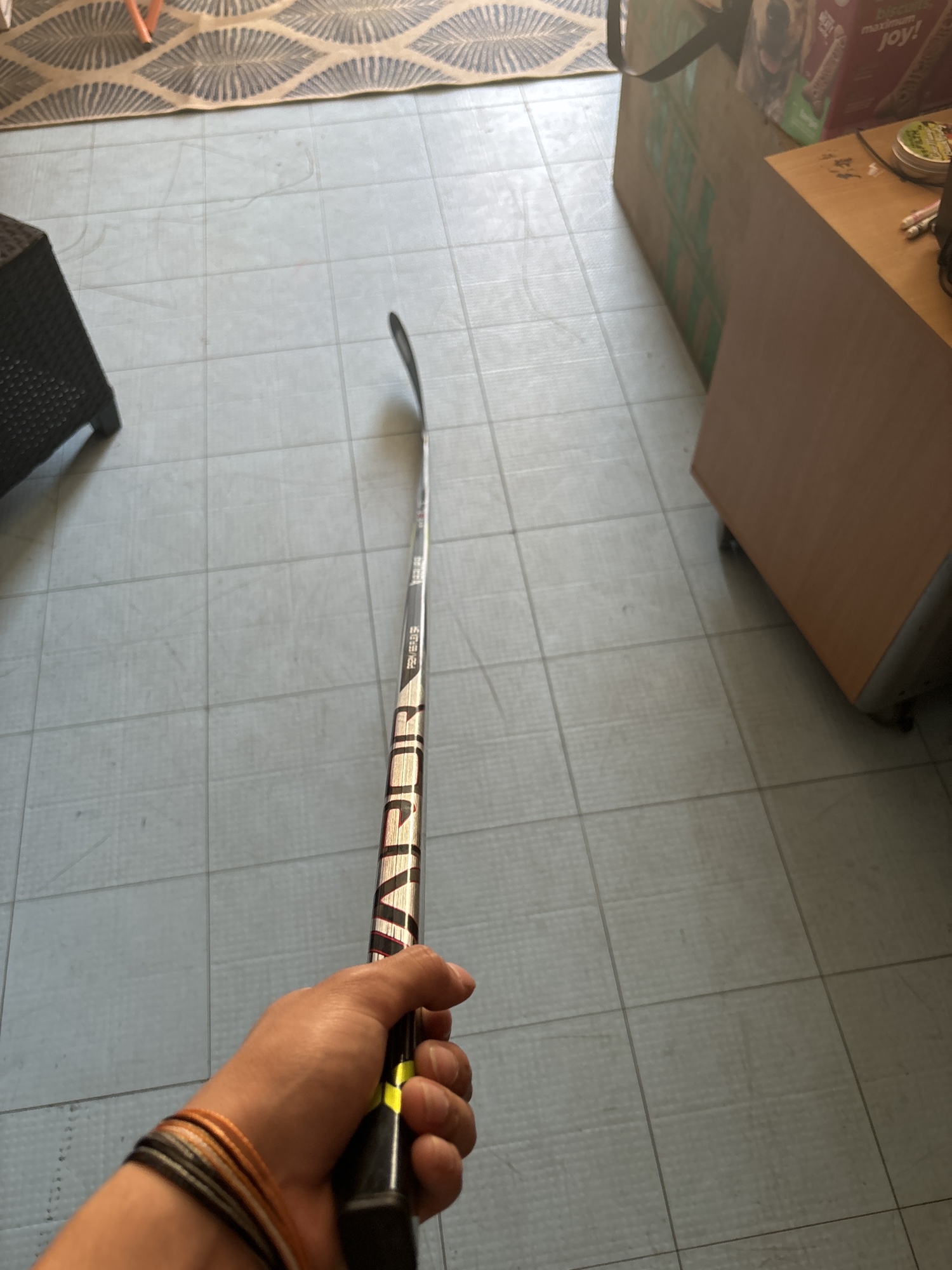 New Right Handed P92M Vapor Hyperlite 2 Hockey Stick | SidelineSwap