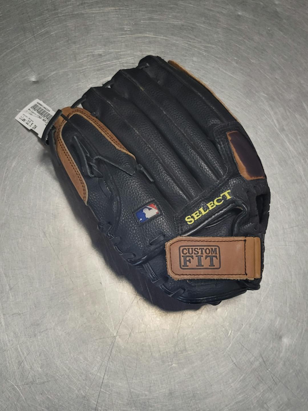 Used Wilson Pro Select 12 1 2" Fielders Gloves | SidelineSwap