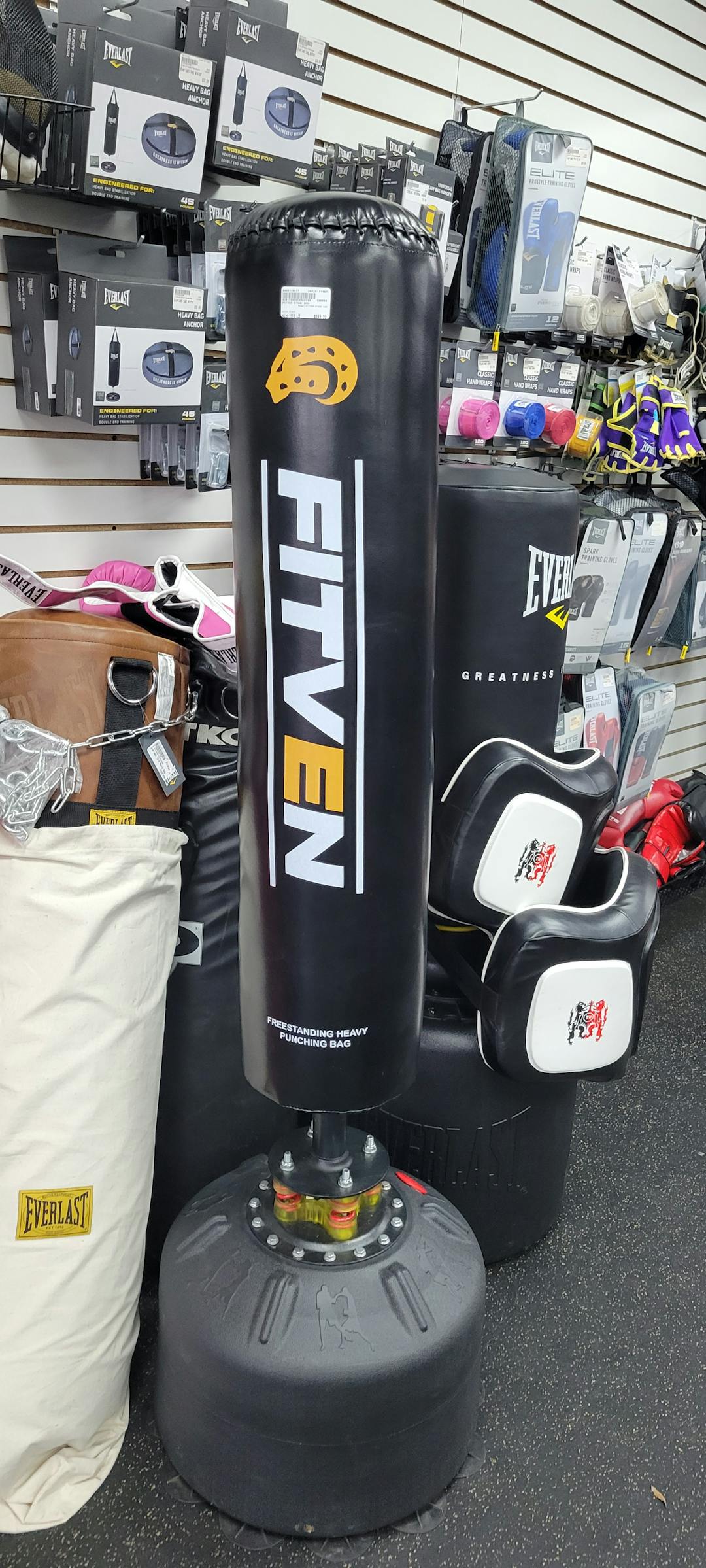 Used Fitven Stand Bag 110 Lb Heavy Bags | SidelineSwap