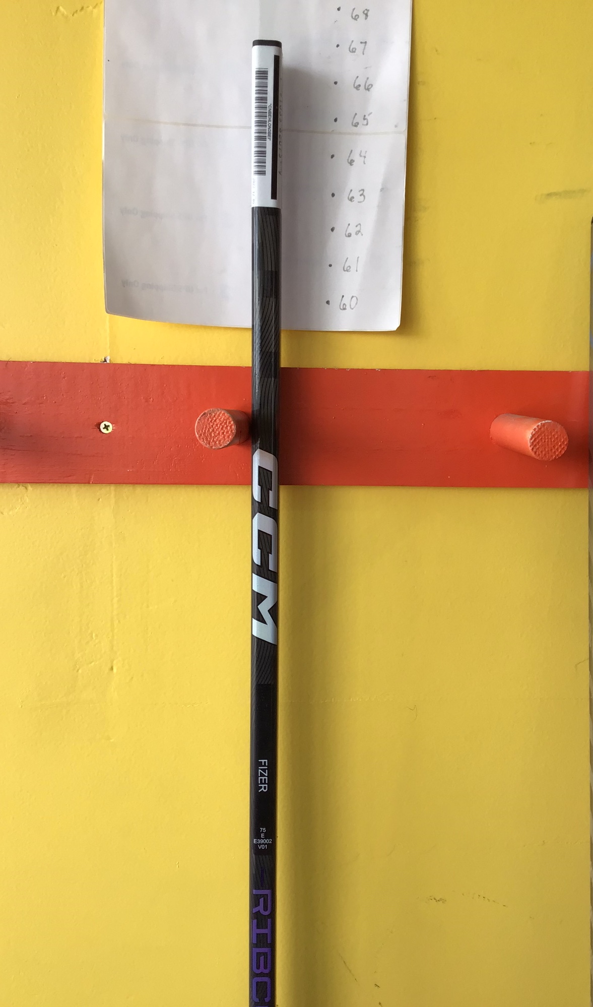 New Senior CCM Ribcore Trigger 7 Pro 75 Flex P28 RH Fizer Stick ...