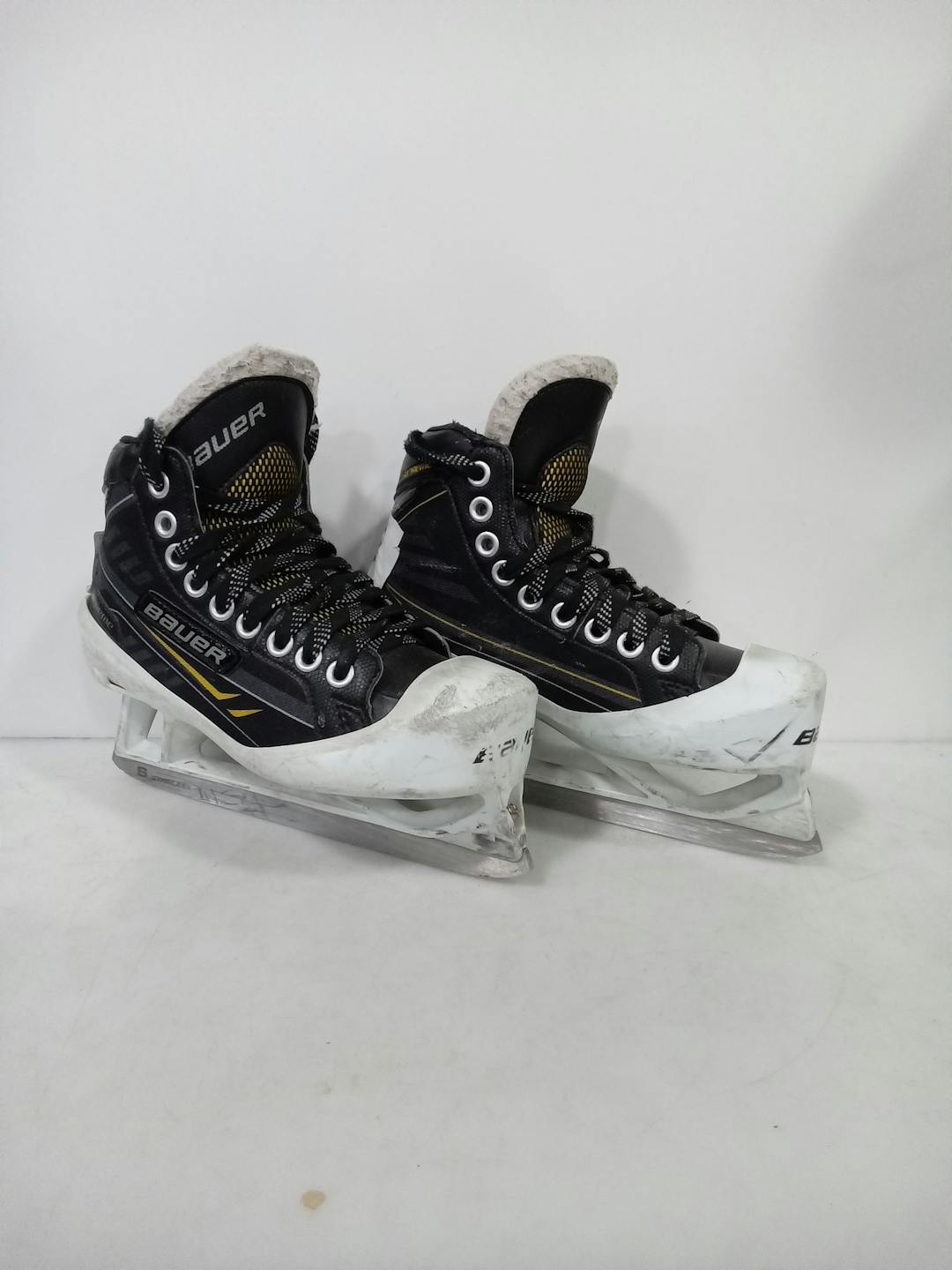 Used Bauer One.7 Junior 01.5 Goalie Skates | SidelineSwap