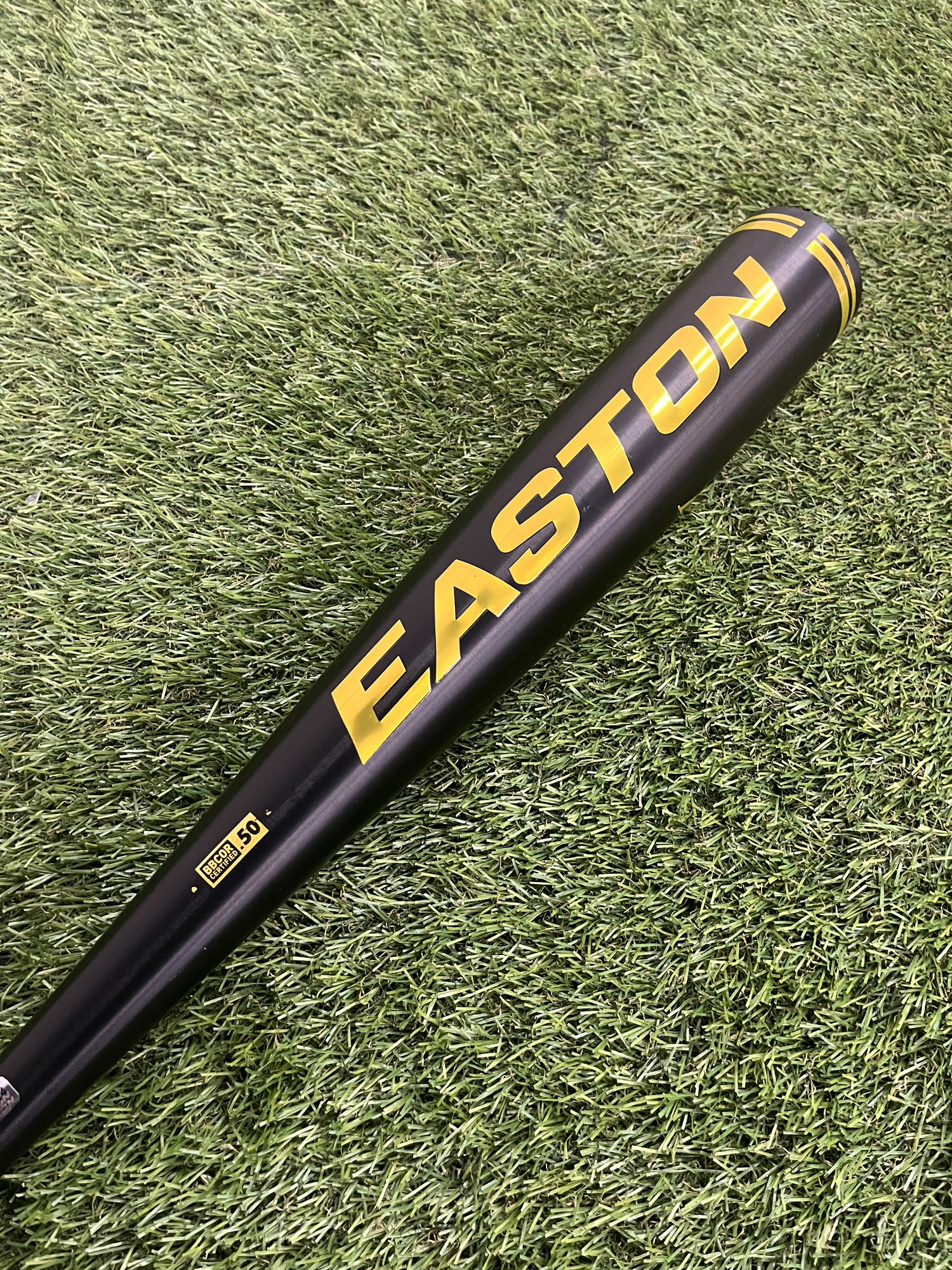 Easton Black Magic BBCOR Bat 2023 (-3) | SidelineSwap
