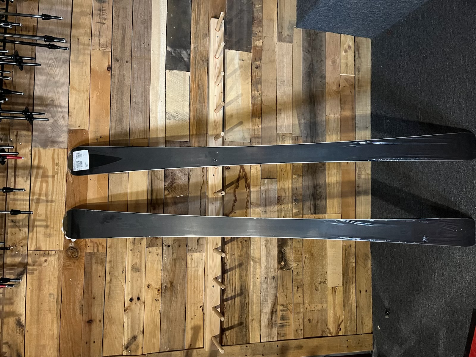 Elan 158 cm Snow Shift Skis | SidelineSwap