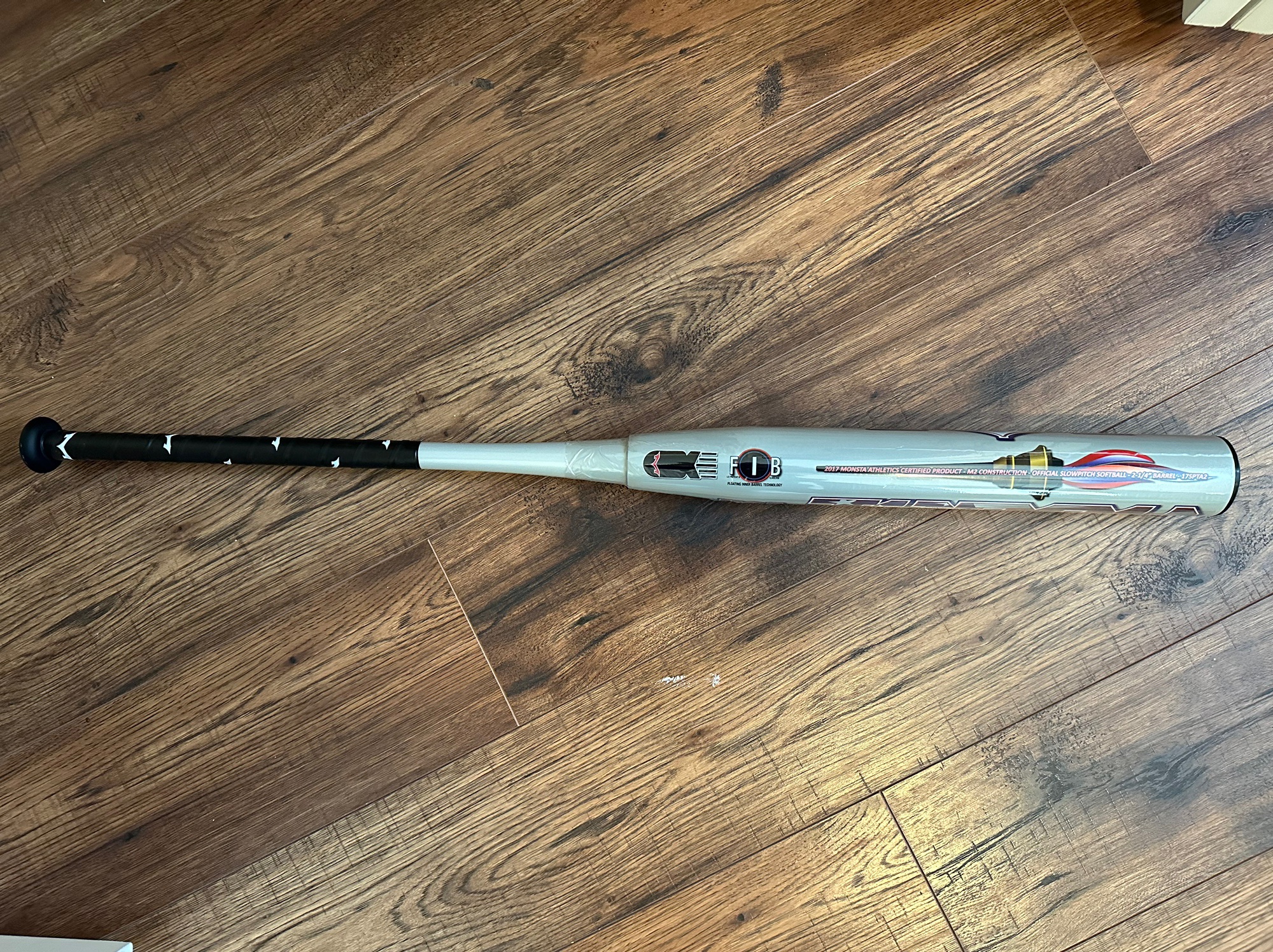 New 2017 Monsta 25 oz 34" Torch Bat | SidelineSwap