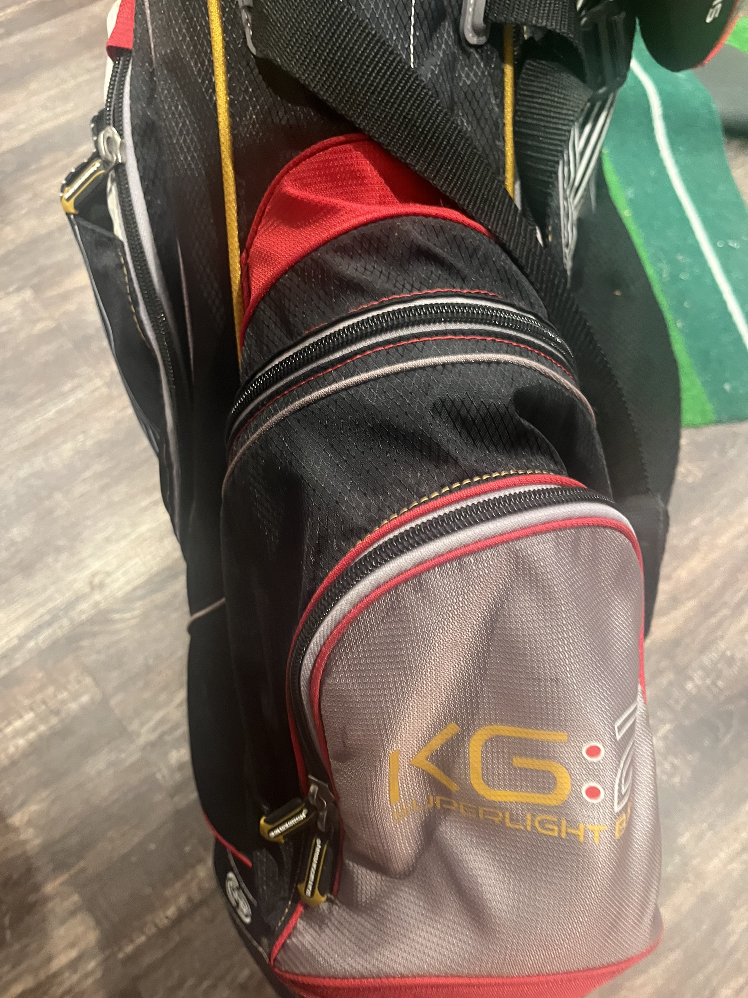 Sun Mountain Bag Superlight Stand Bag | SidelineSwap