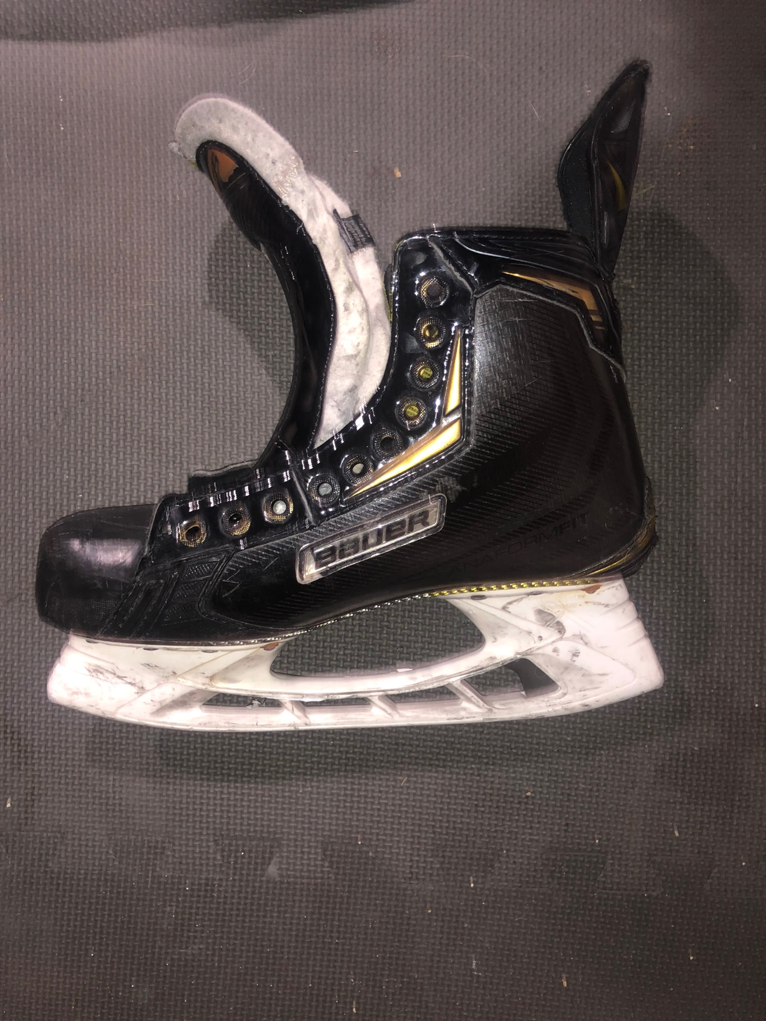 Bauer Supreme 2S Pro Skates | SidelineSwap