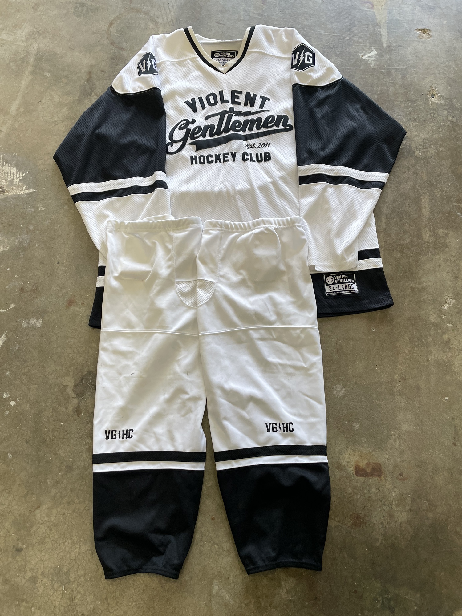 Violent Gentlemen Jersey (SZ xxl) and Socks | SidelineSwap