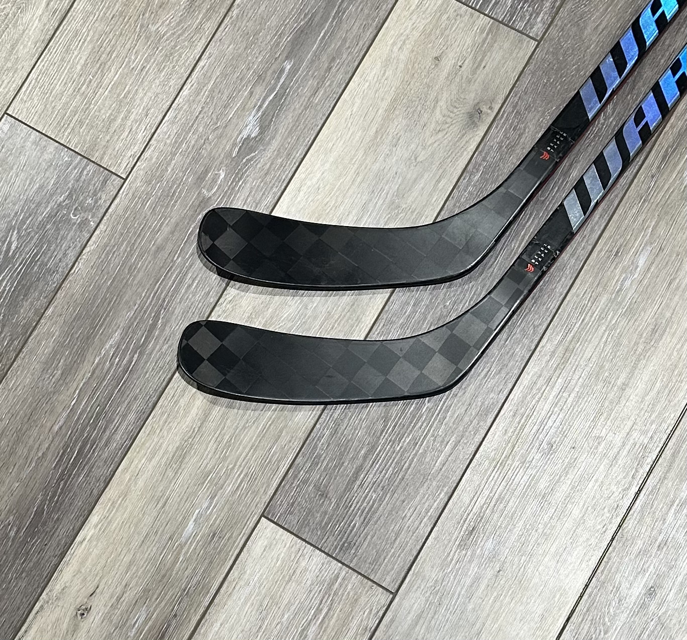 (2-pack) Pro Stock RH Warrior Novium Pro Hockey Stick Custom P28 95 ...