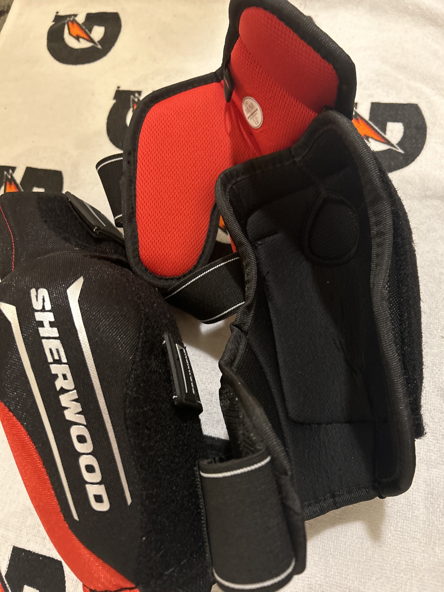 New Senior Sher-Wood Elbow Pads | SidelineSwap