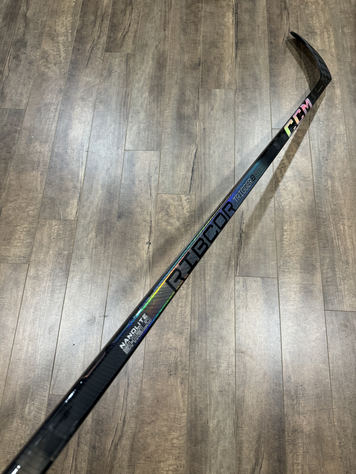 CCM Trigger 8 Pro 75 Flex P28 RH (HS192-S) | SidelineSwap