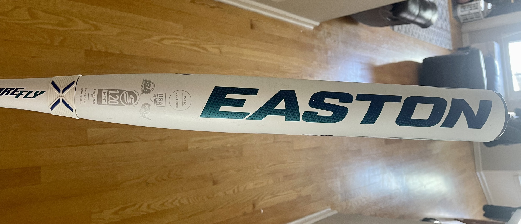 2022 Easton Firefly softball bat | SidelineSwap