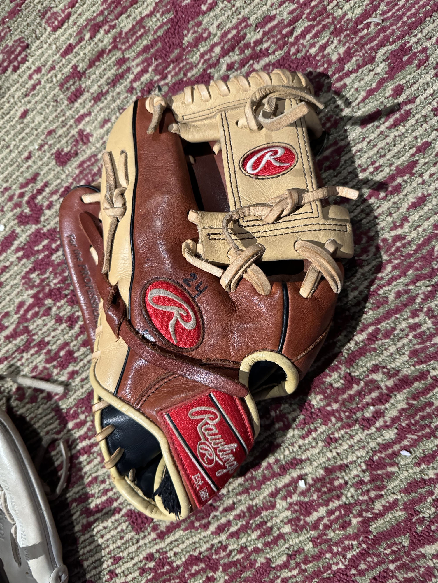 Rawlings gold glove elite | SidelineSwap