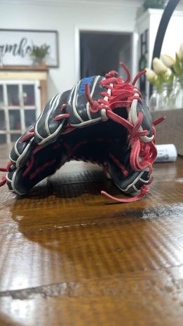Custom Made And Colored Pitcher's 11.5" A2000 Baseball Glove | SidelineSwap