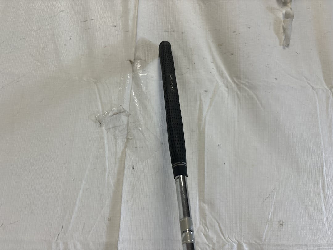 Used Affinity Loop 100 Golf Putter Lh 35" | SidelineSwap
