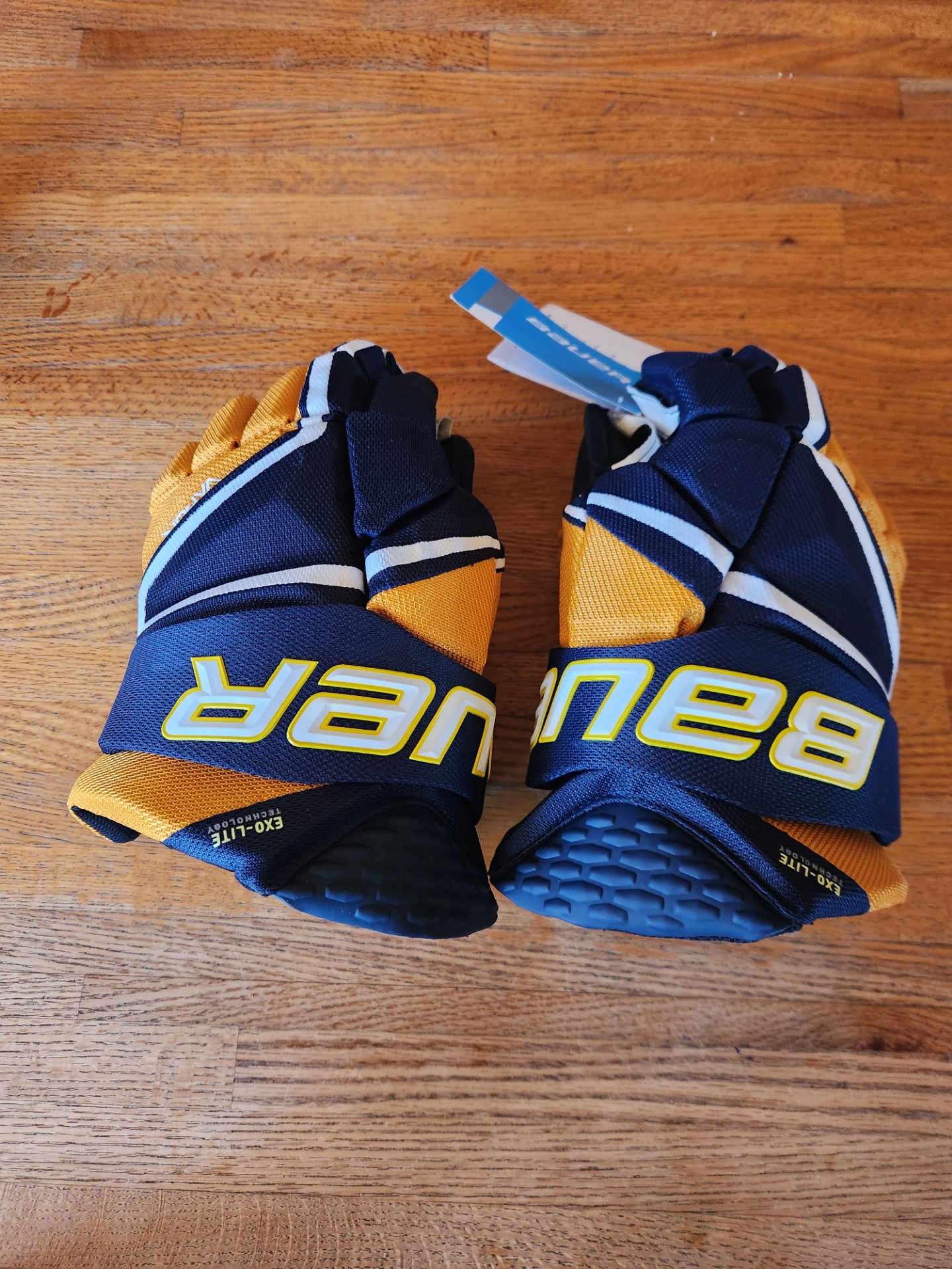 NEW!!! Navy and gold Bauer Vapor Hyperlite Gloves 13" | SidelineSwap