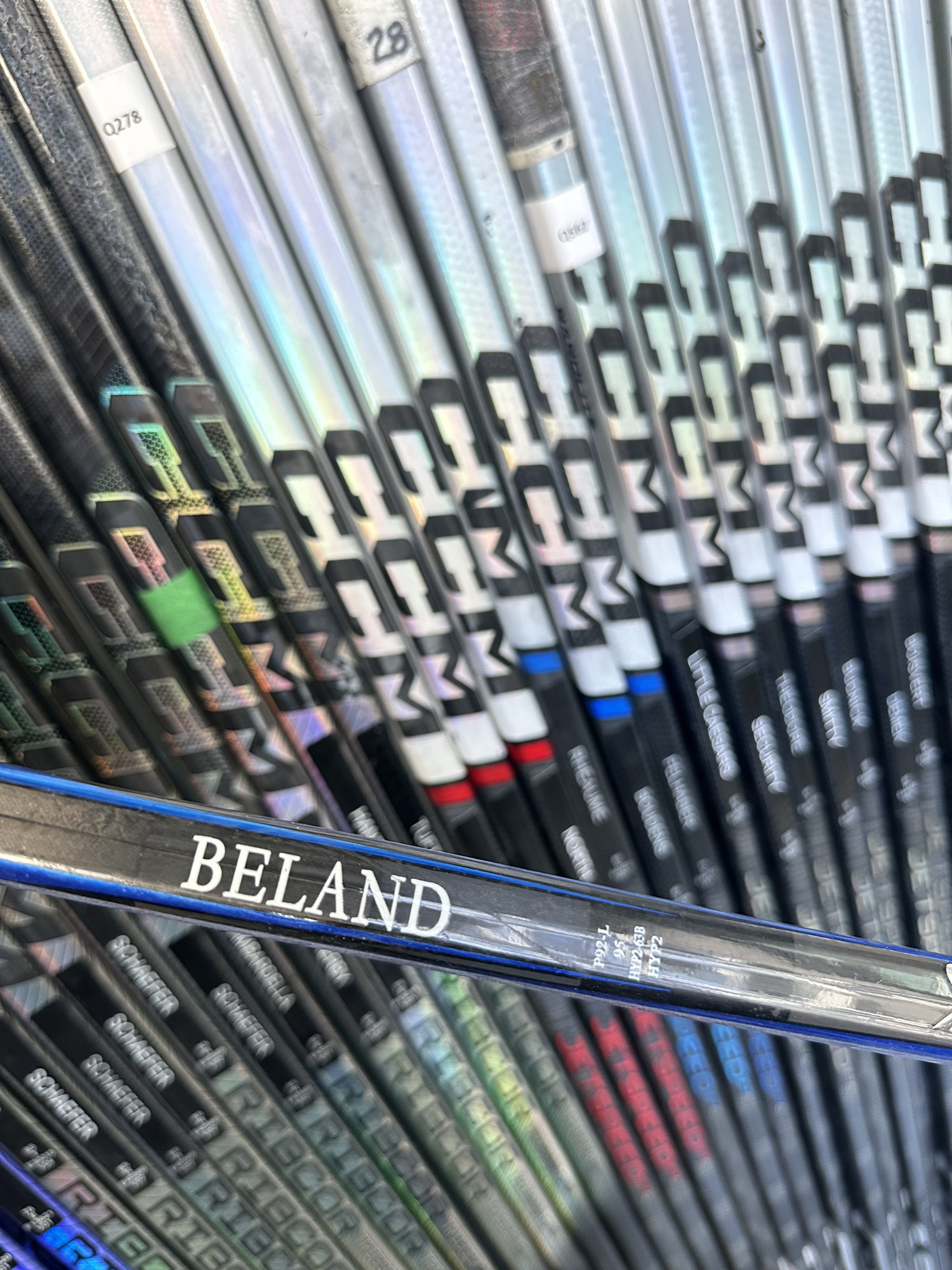 P92 95 Flex HYPERLITE 2 Used Senior Bauer Left Hand Pro Stock Vapor ...