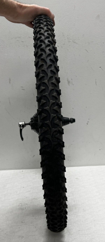 Specialized 9-speed 32-Spoke Black Aluminum 26" Rear Wheel Maxxis ...