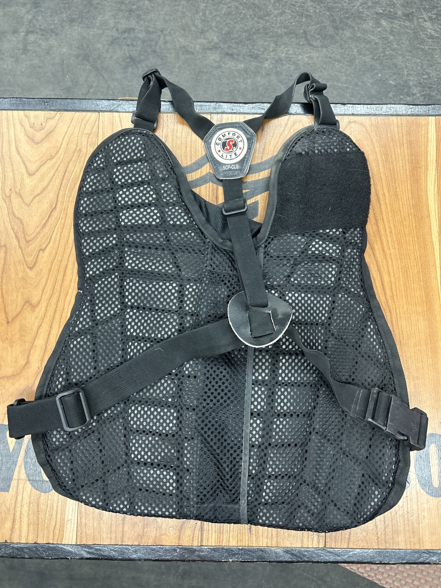 Schutt Intermediate Catchers Chest Protector | SidelineSwap