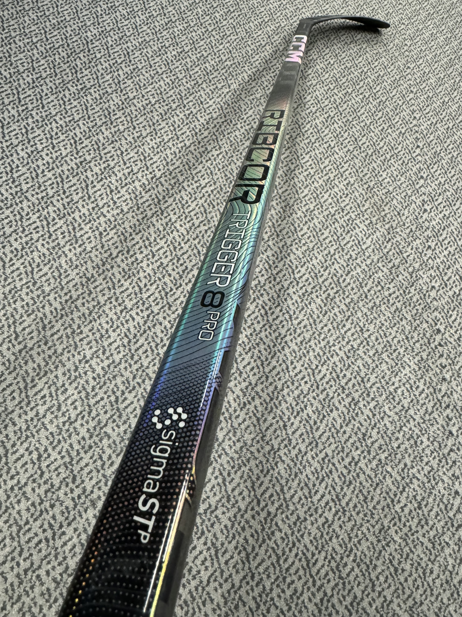 CCM Trigger 8 Pro 75 flex P29 curve left hand stick | SidelineSwap