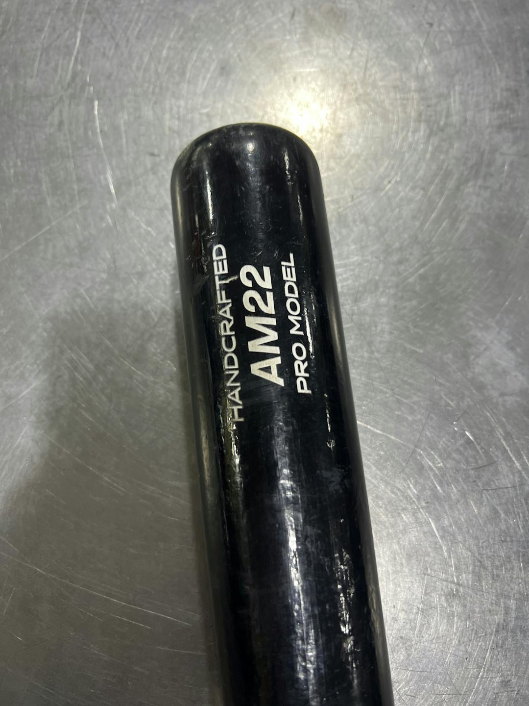 Used Marucci Am22 Pro Model 32" Wood Bats | SidelineSwap