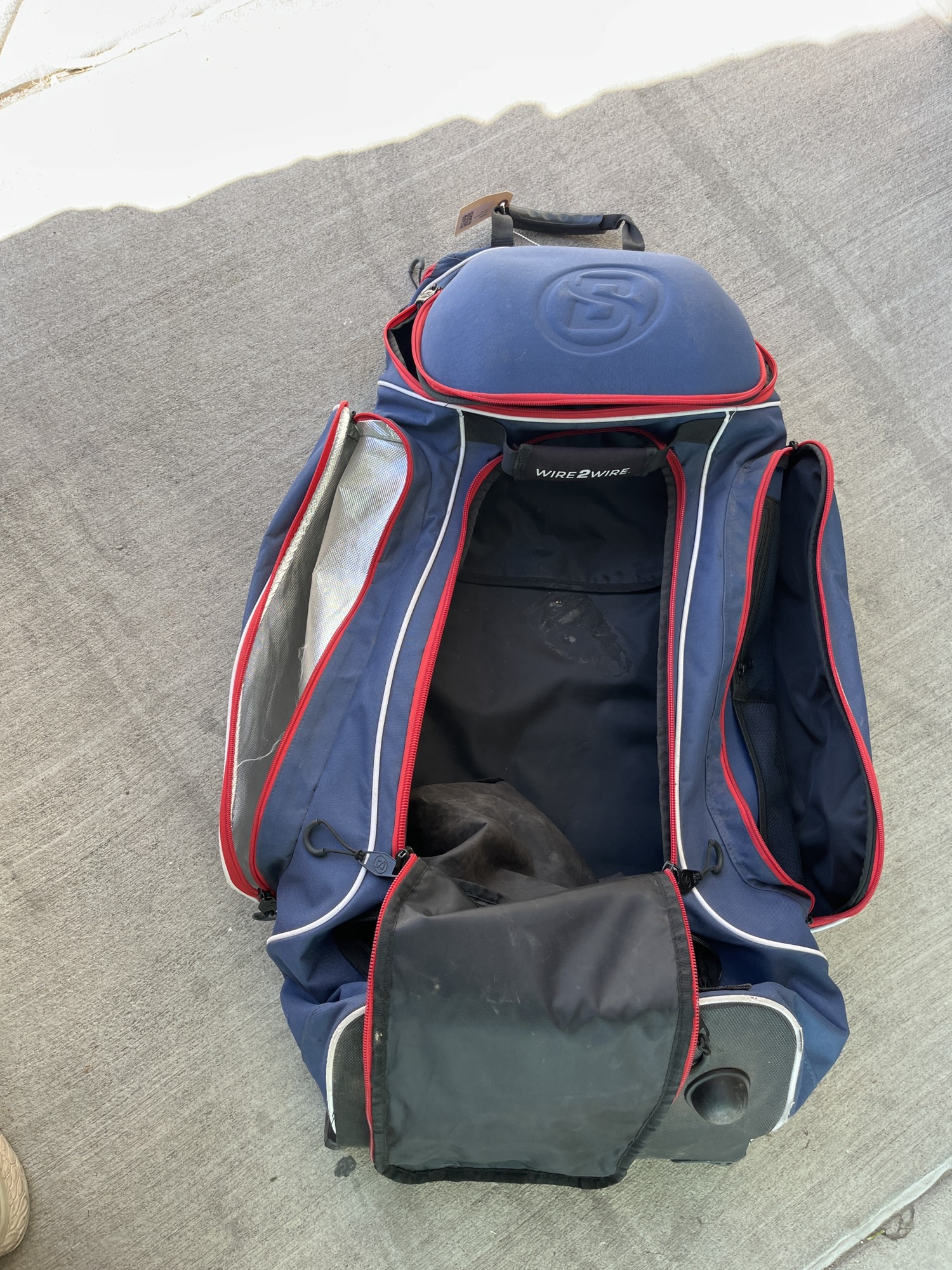Used Wire2Wire Catcher's Bag | SidelineSwap