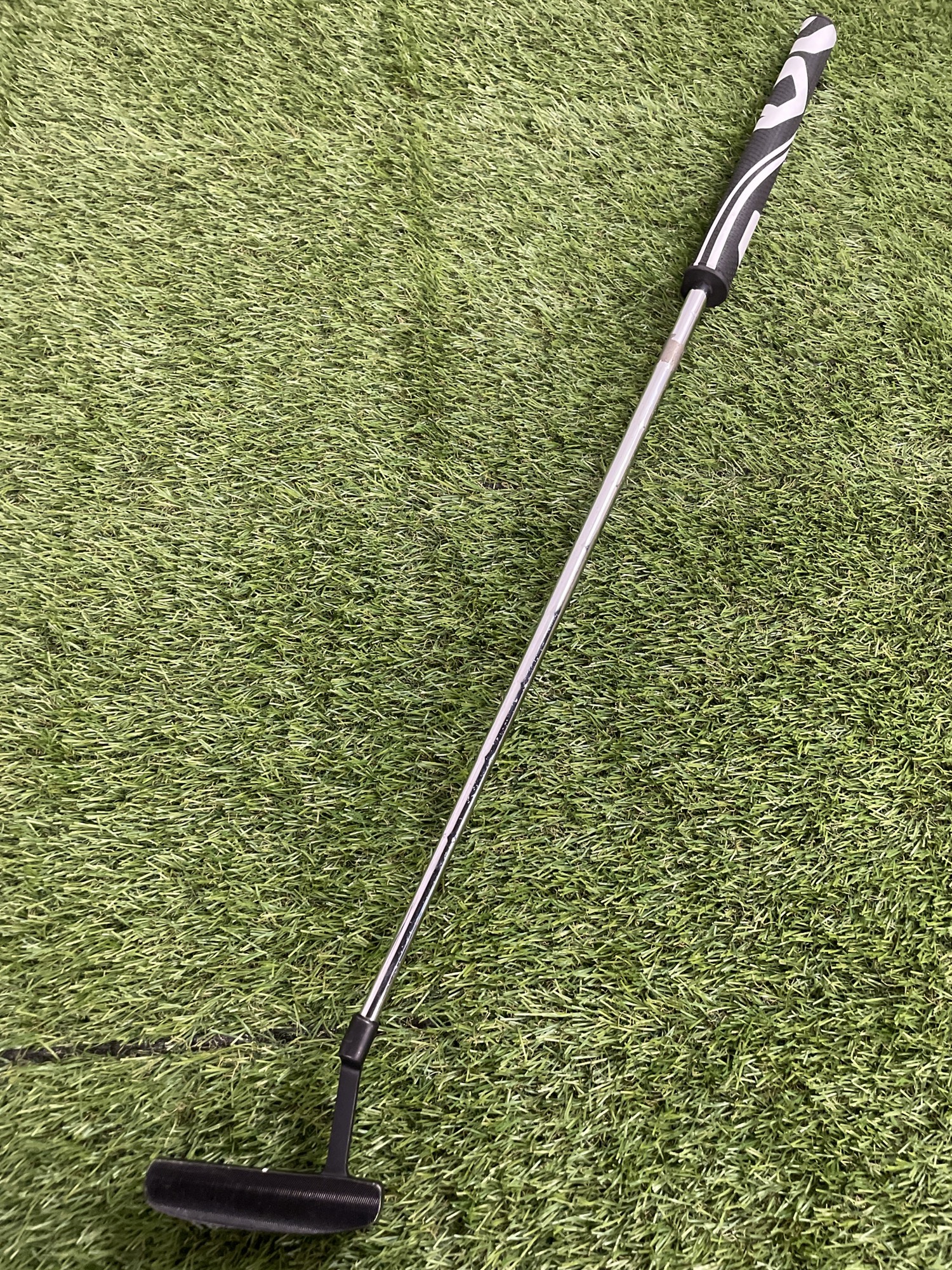 Used Men's Center Fire II Putter Right Handed | SidelineSwap