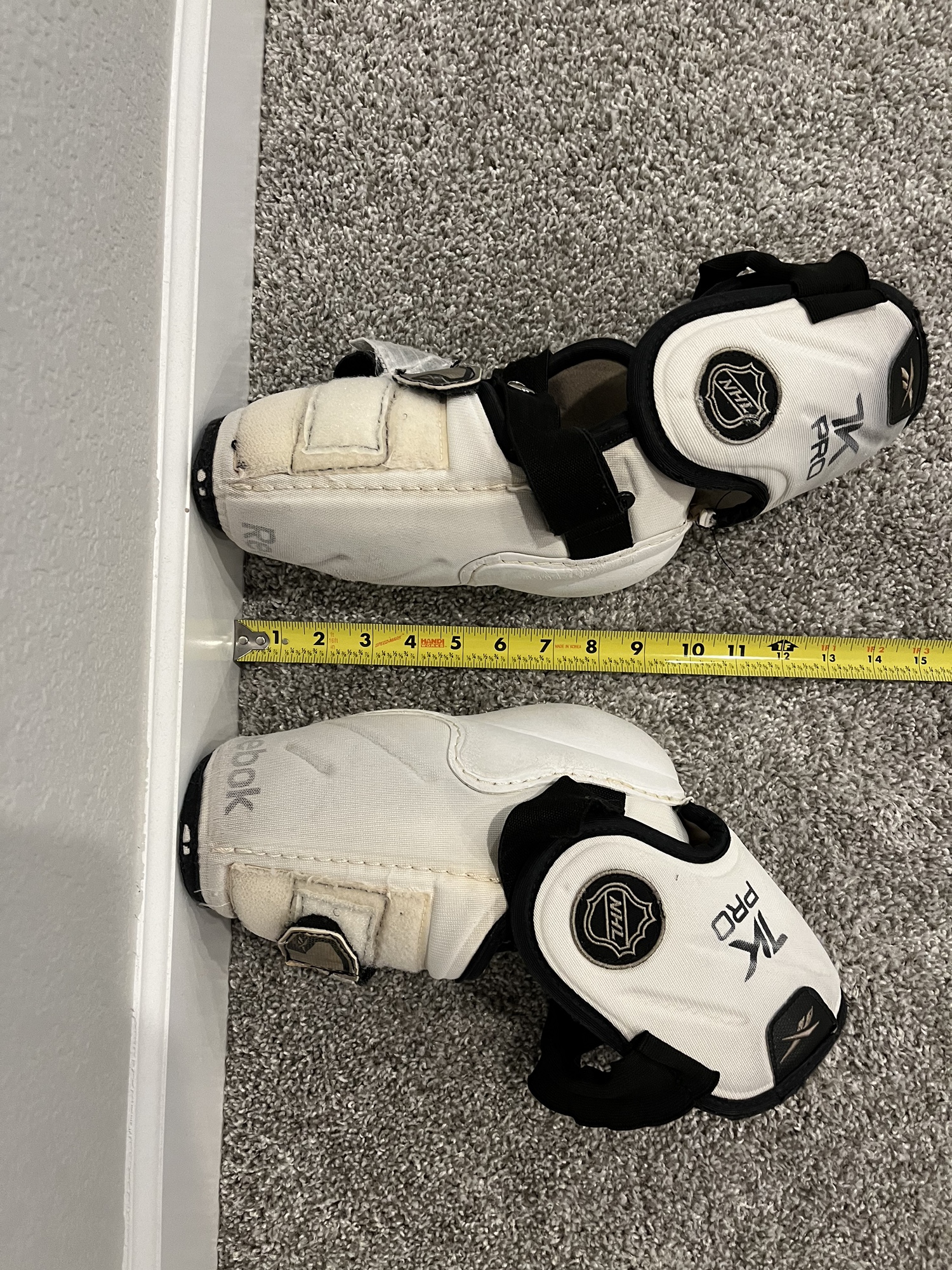 Reebok 7K Pro Elbow Pads - Made In Sweden | SidelineSwap