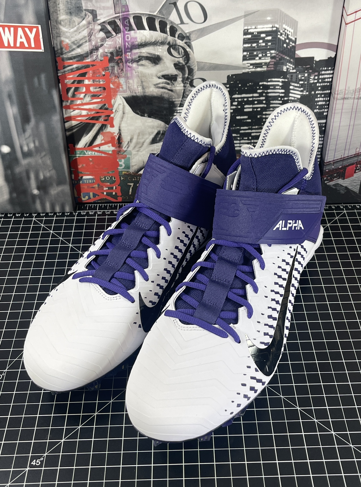 NIKE Alpha Menace Pro 2 Mid Men's 14 White Purple Football Cleats ...