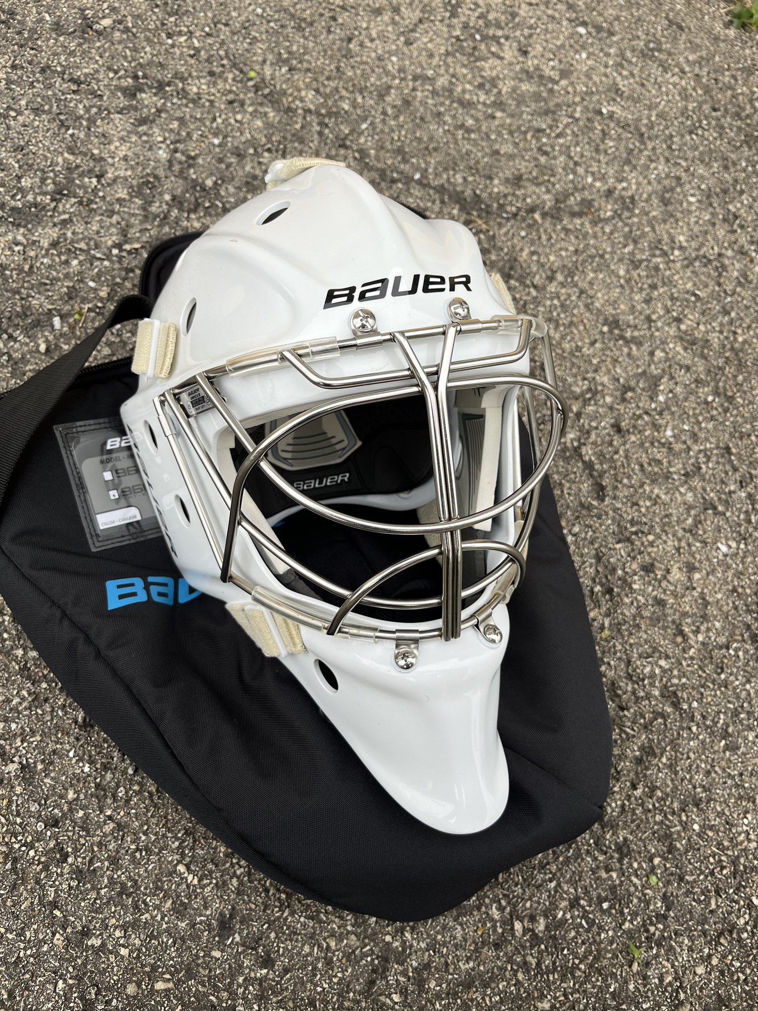 Senior Bauer 960 Goalie Mask | SidelineSwap