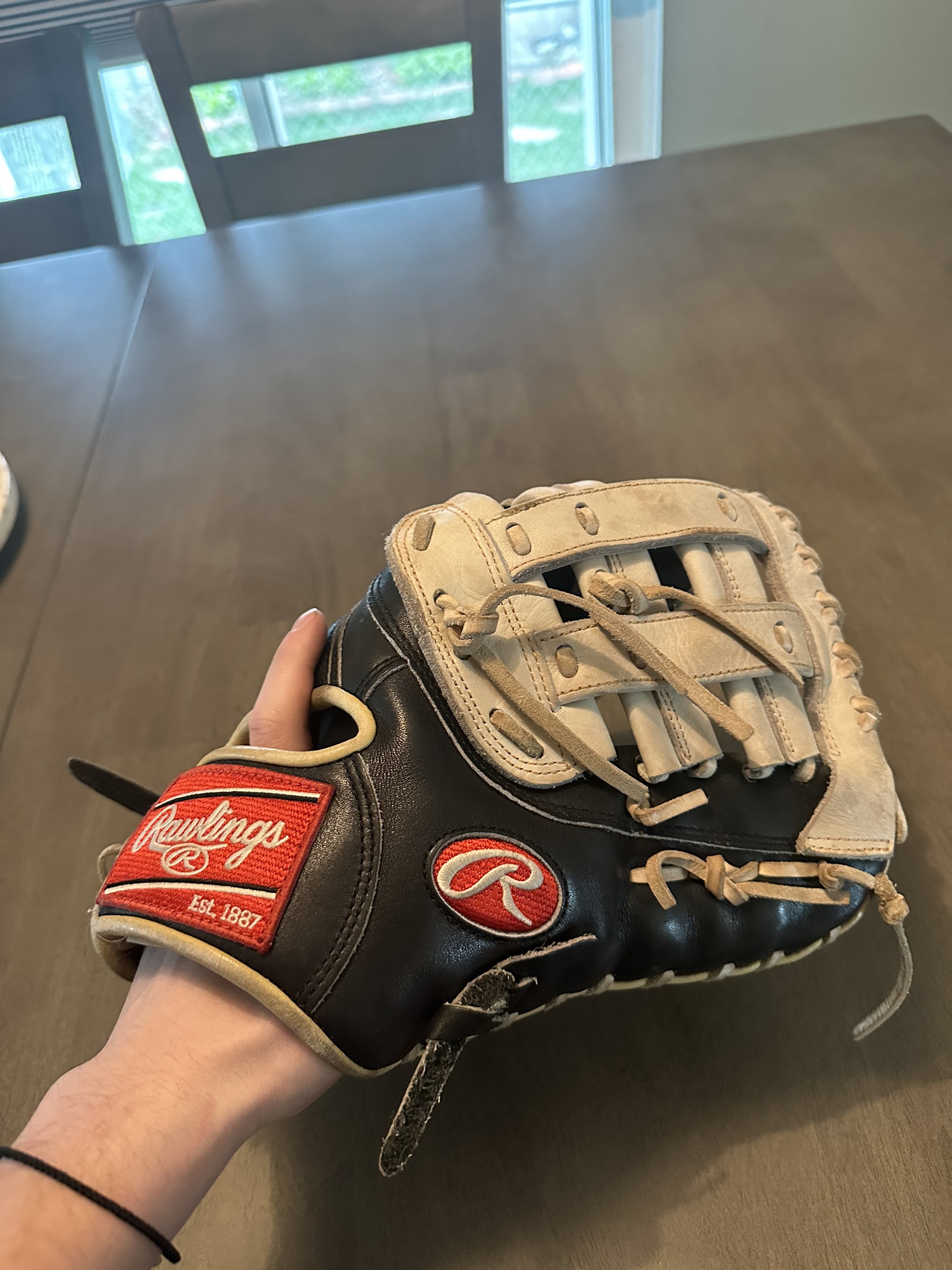 Rawlings R2G Heart of the Hide 12.5” First Base Mitt | SidelineSwap
