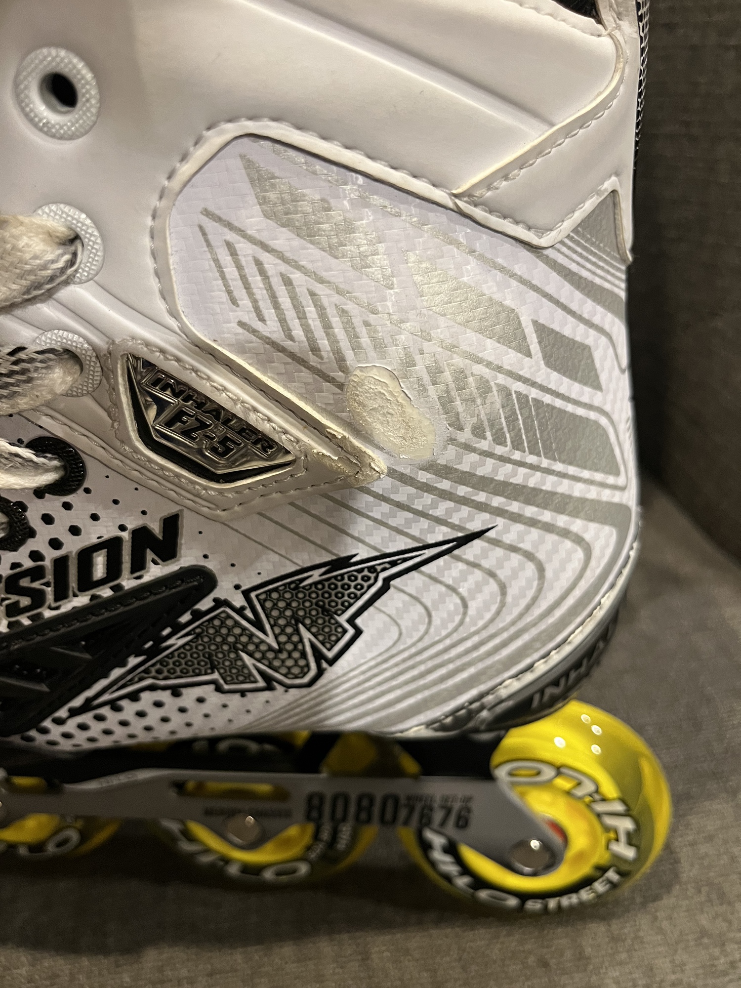 Mission Inhaler FZ-5 Size 7 w/NEW Wheels | SidelineSwap