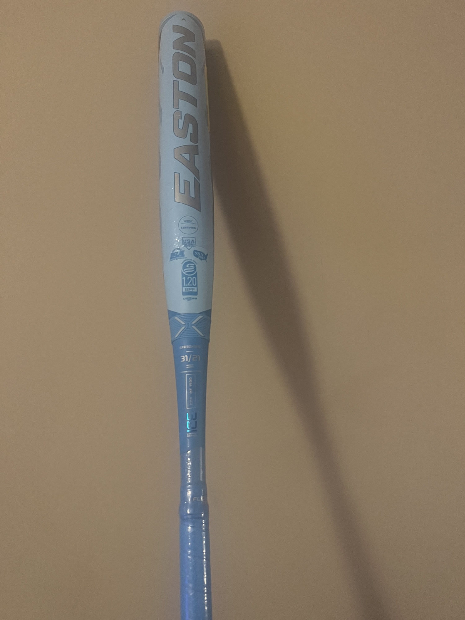 New 2024 Easton Composite 21 oz 31" Ghost Bat | SidelineSwap