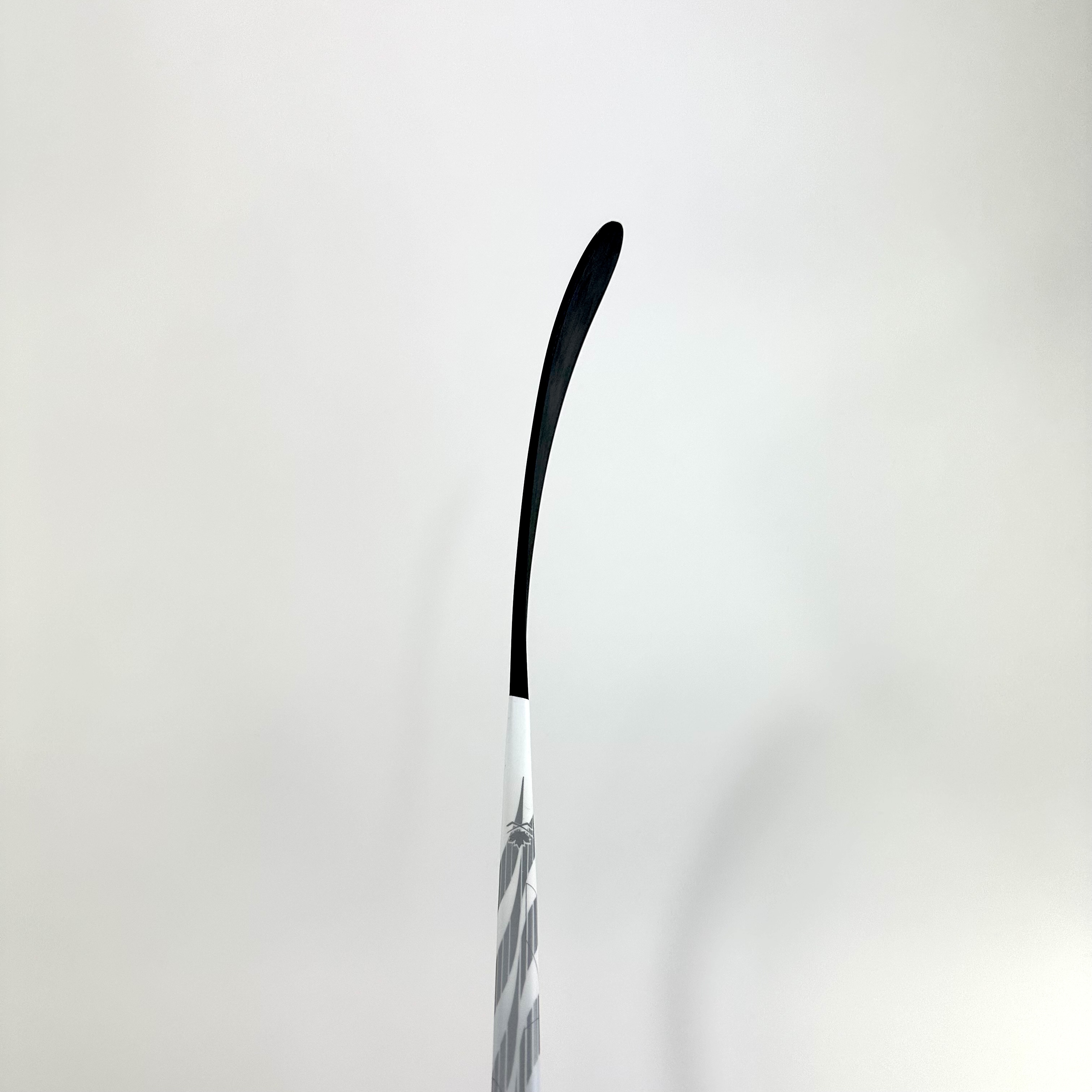 New Left CCM White Jetspeed FT5 Pro | 85 Flex P28 Curve Grip ...