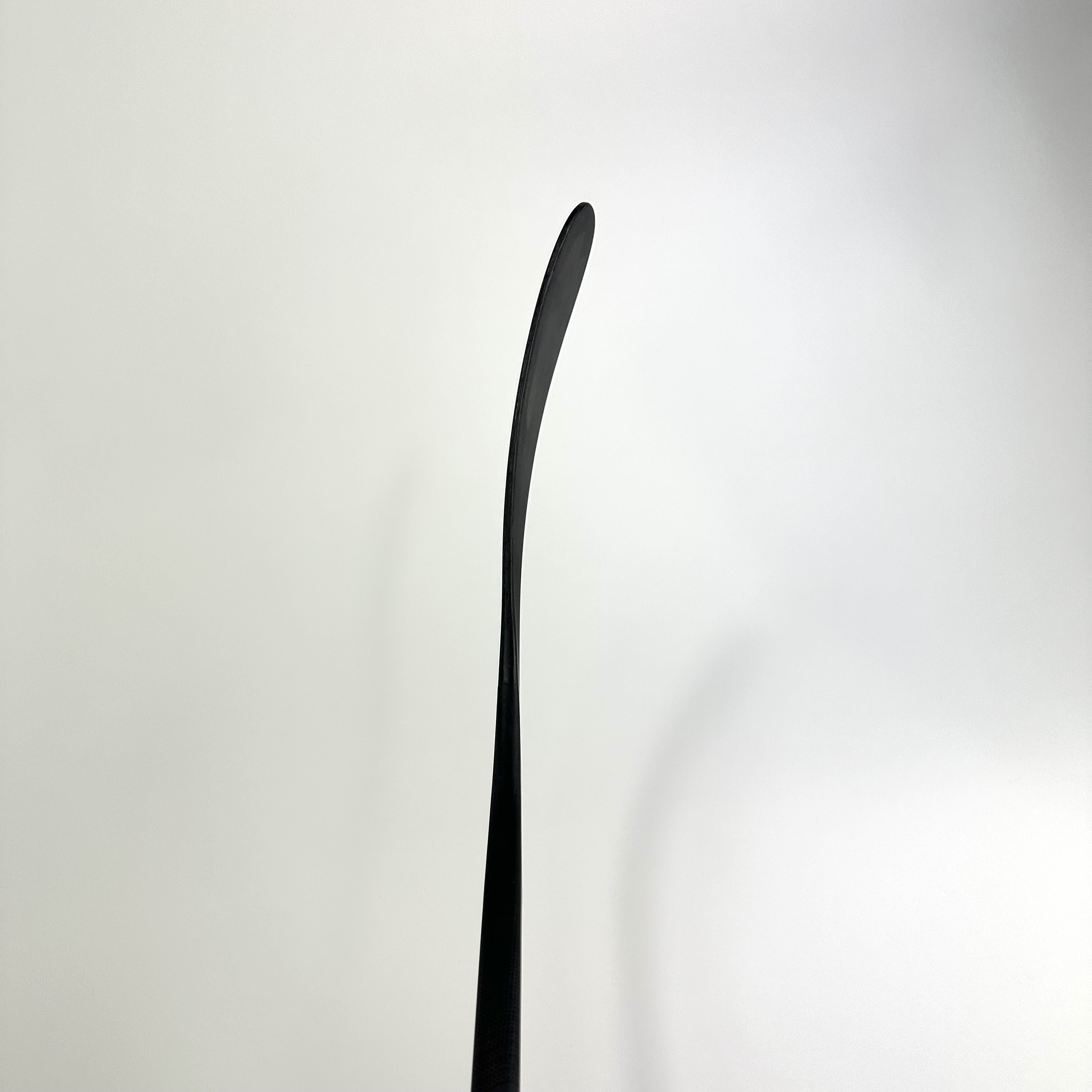 New Left CCM Ribcore Trigger 8 Pro | 80 Flex P90M Curve Grip | Nause ...