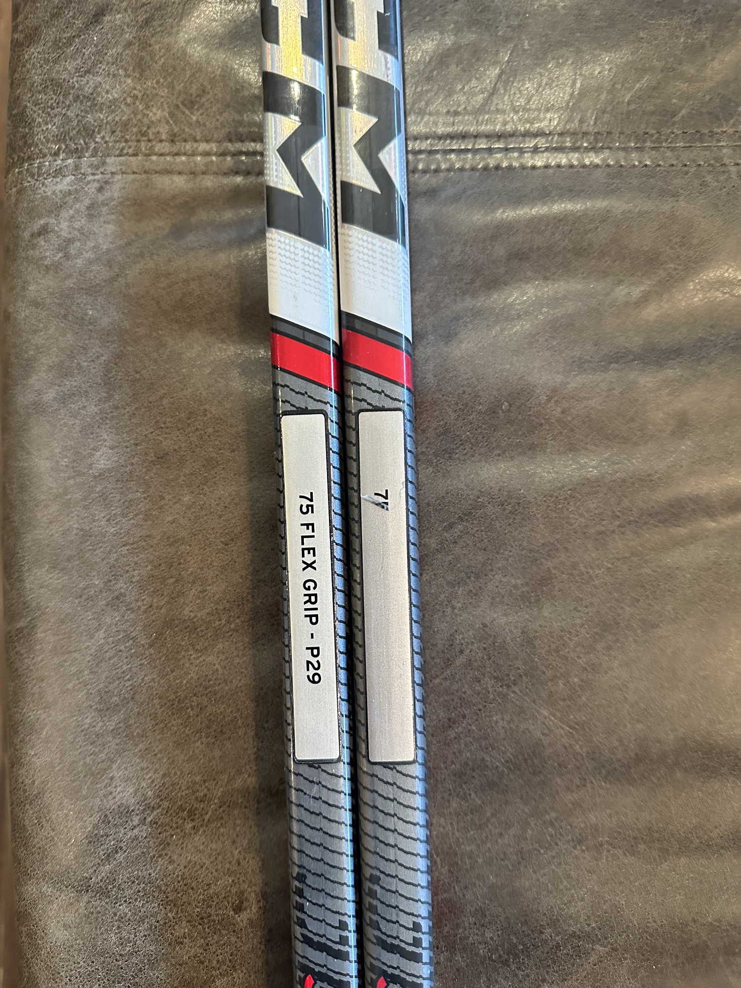 New Intermediate CCM Right Handed P29 Pro Stock Jetspeed FT6 Pro Hockey ...